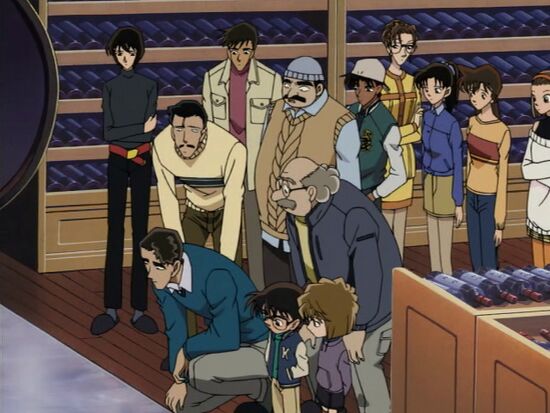 16 Suspects!? - Detective Conan Wiki